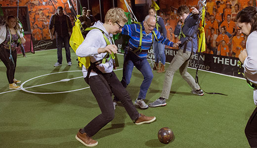 Bungee Soccer in De Uithof – Voetbal met een twist!